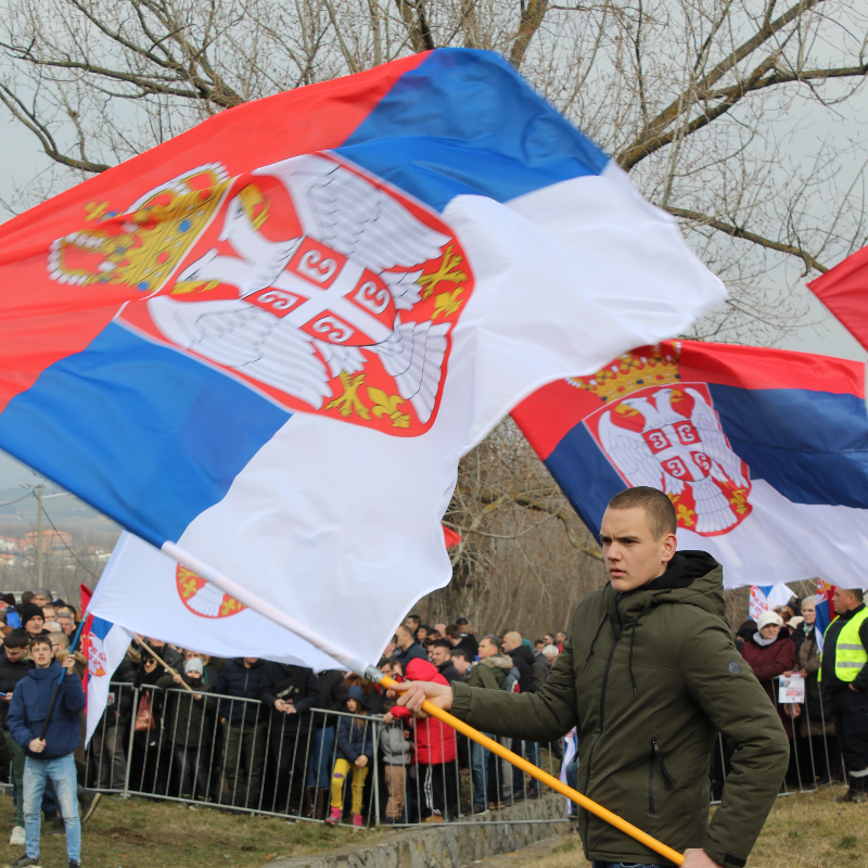 Peto tri 1941 | Srbija i R: Srpska obeležavaju Dan srpskog jedinstva, slobode i nacionalne zastave
